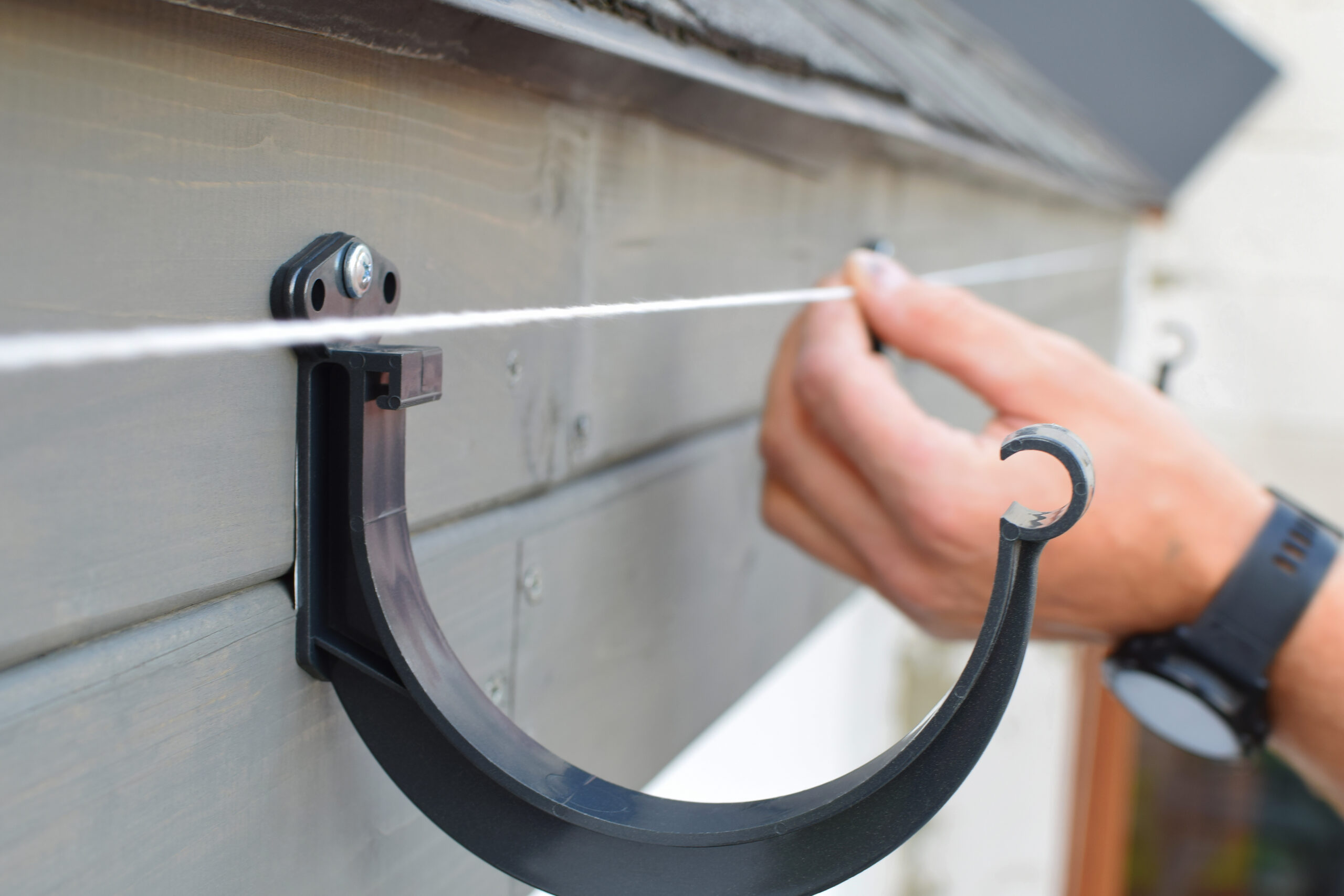 DIY vs. Professional Gutter Installation: What Homeowners Need to Know ...
